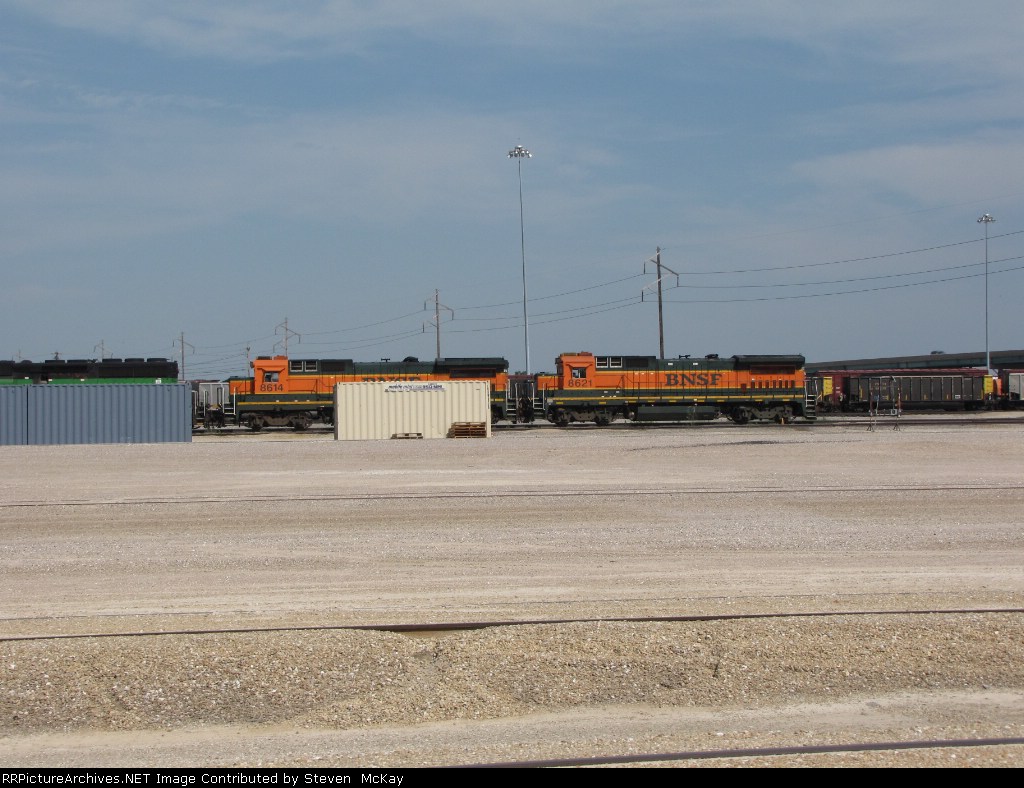 BNSF 8621